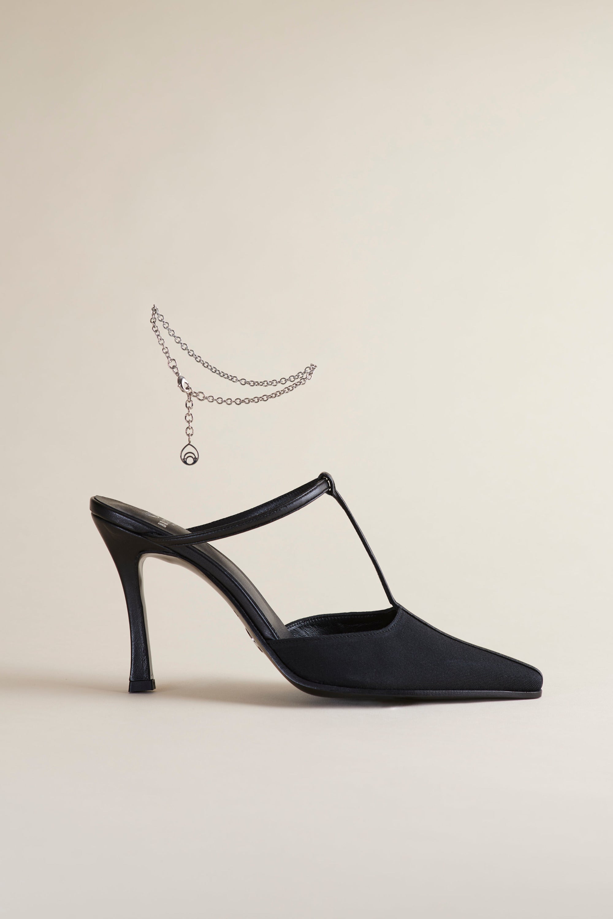 Olivia Pump In Midnight Nylon Brother Vellies